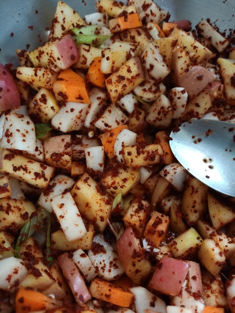 Pickle-Minded Ladies – PanahonTV